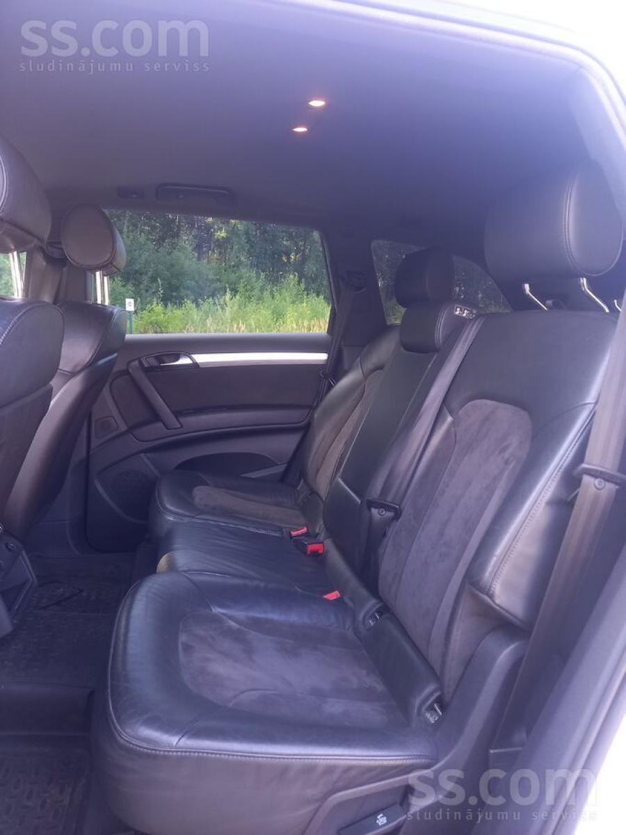 Grey Audi Q7 2007 in Jurmala, with an engine capacity of 3.00 L and mileage of 302 thousand km for 5200 €, photo 6 on AUTOMOTO.COM.LV