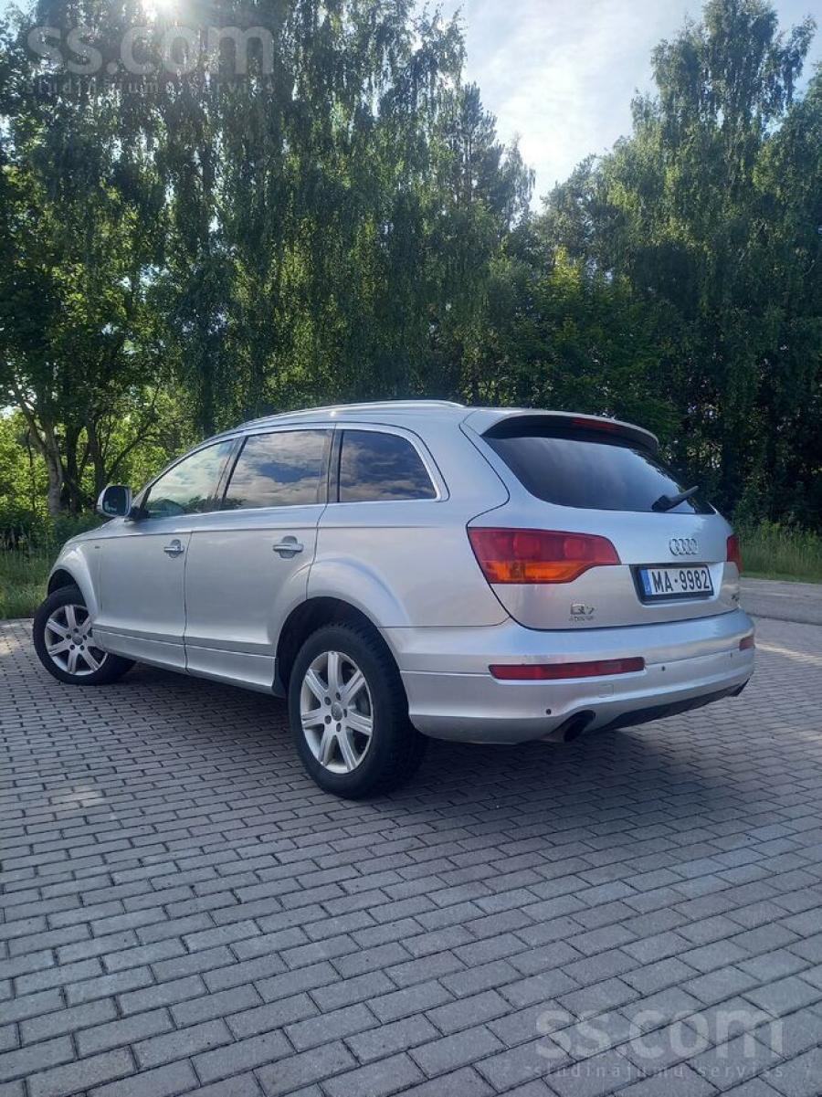 Pelēks Audi Q7 2007 Jūrmala, ar dzinēja tilpumu 3.00 L un nobraukumu 304 tūkst. km par 4700 €, foto 3 vietnē AUTOMOTO.COM.LV