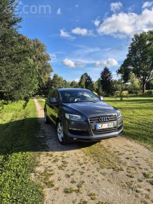 Pelēks Audi Q7 2007 Krāslava, ar dzinēja tilpumu 3.00 L un nobraukumu 258 tūkst. km par 5500 €, foto  vietnē AUTOMOTO.COM.LV