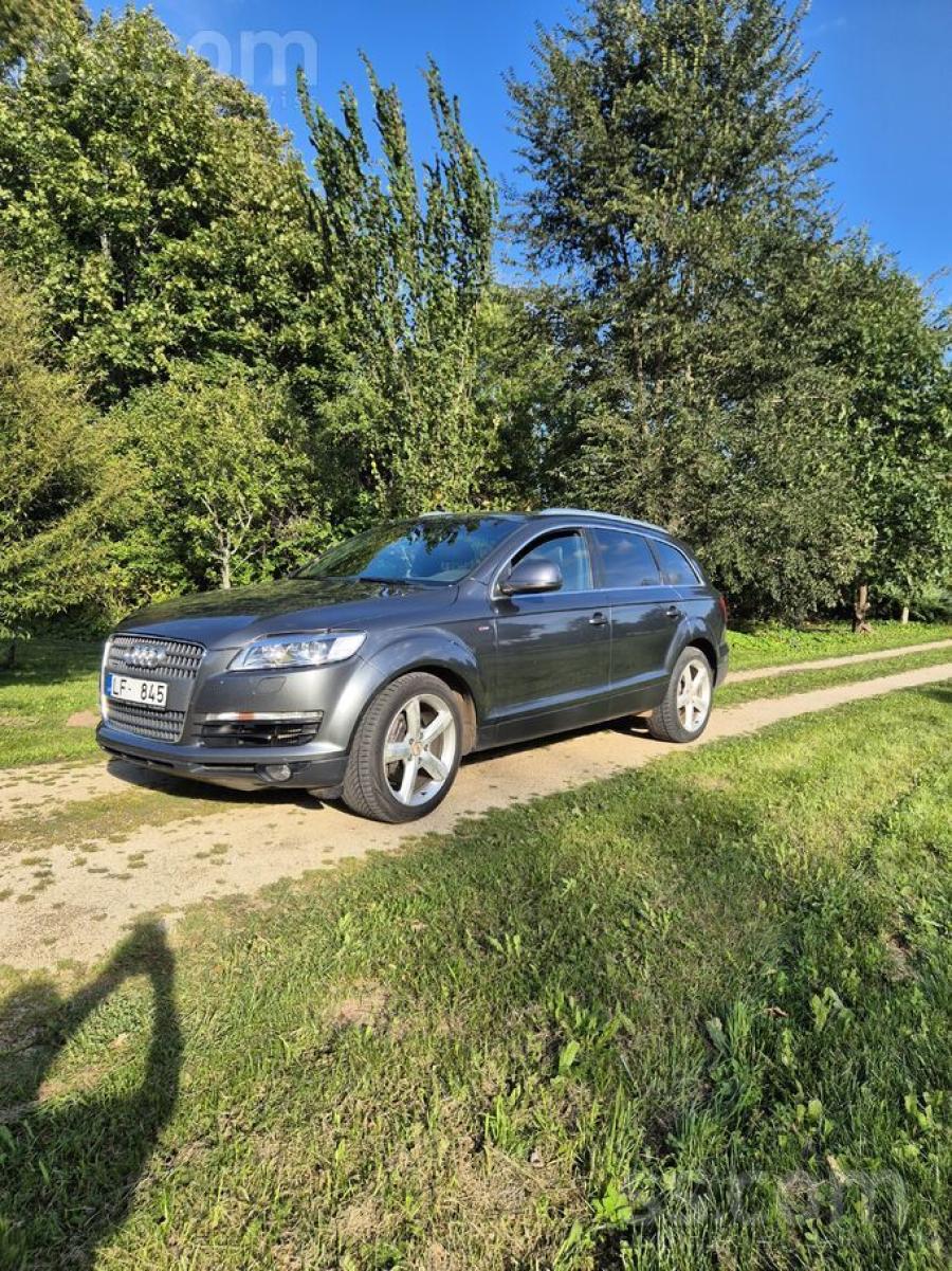 Pelēks Audi Q7 2007 Krāslava, ar dzinēja tilpumu 3.00 L un nobraukumu 258 tūkst. km par 5500 €, foto 3 vietnē AUTOMOTO.COM.LV