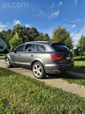 Pelēks Audi Q7 2007 Krāslava, ar dzinēja tilpumu 3.00 L un nobraukumu 258 tūkst. km par 5500 €, foto 4 vietnē AUTOMOTO.COM.LV
