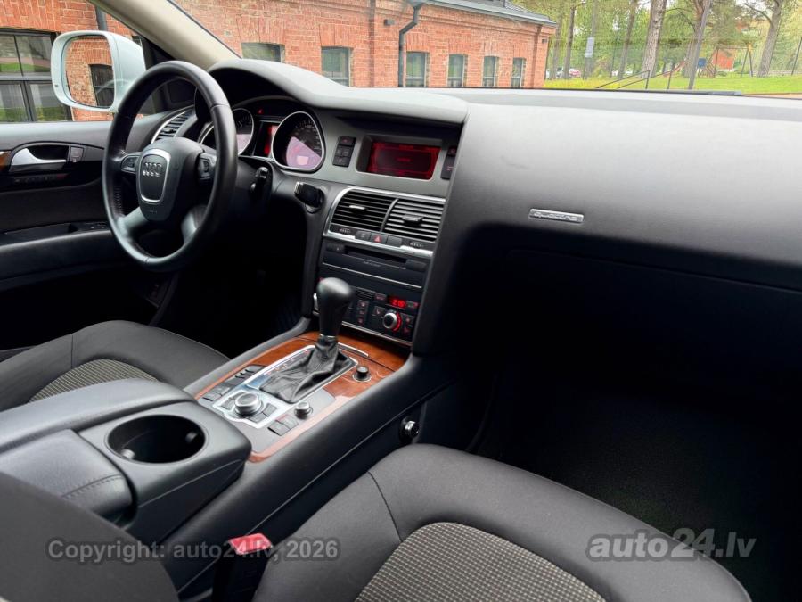 Серый Ауди Ку 7 2007 в Таллин, объемом двигателя 3.00 л и пробегом 0 тыс. км за 6999 €, фото 9 на AUTOMOTO.COM.LV