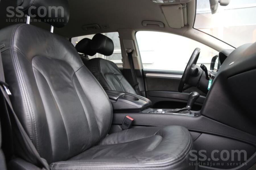 Grey Audi Q7 2008 in Riga, with an engine capacity of 4.20 L and mileage of 442 thousand km for 7995 €, photo 10 on AUTOMOTO.COM.LV