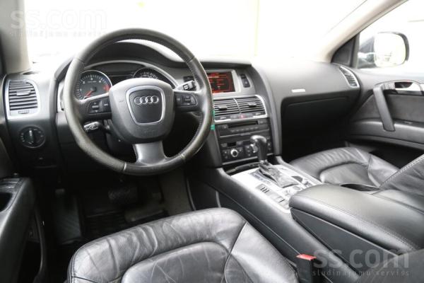 Grey Audi Q7 2008 in Riga, with an engine capacity of 4.20 L and mileage of 442 thousand km for 7995 €, photo 8 on AUTOMOTO.COM.LV