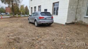 Pelēks Audi Q7 2008 Rēzekne, ar dzinēja tilpumu 3.00 L un nobraukumu 302 tūkst. km par 6500 €, foto 4 vietnē AUTOMOTO.COM.LV