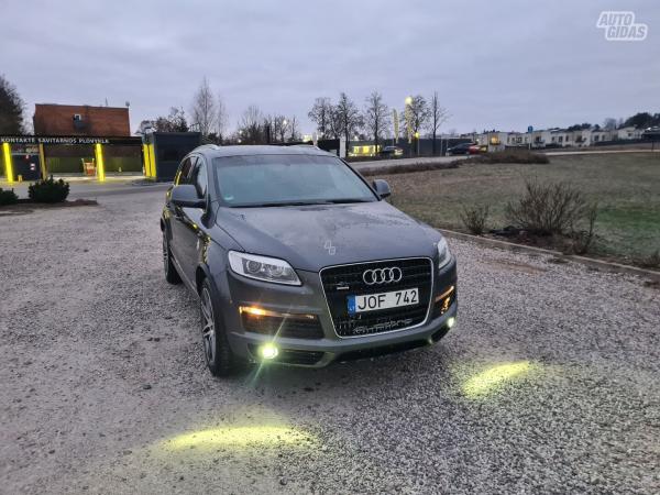Grey Audi Q7 2008 in Kaunas, with an engine capacity of 4.10 L and mileage of 500 thousand km for 4450 €, photo 6 on AUTOMOTO.COM.LV