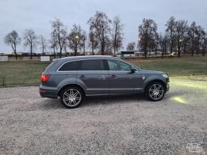Grey Audi Q7 2008 in Kaunas, with an engine capacity of 4.10 L and mileage of 500 thousand km for 4450 €, photo 11 on AUTOMOTO.COM.LV