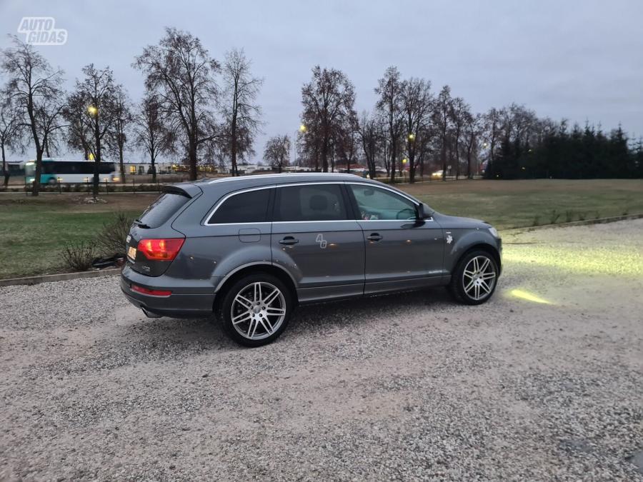 Grey Audi Q7 2008 in Kaunas, with an engine capacity of 4.10 L and mileage of 500 thousand km for 4450 €, photo 12 on AUTOMOTO.COM.LV