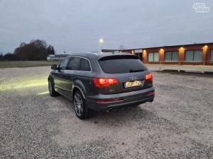 Grey Audi Q7 2008 in Kaunas, with an engine capacity of 4.10 L and mileage of 500 thousand km for 4450 €, photo 17 on AUTOMOTO.COM.LV