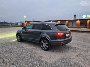 Grey Audi Q7 2008 in Kaunas, with an engine capacity of 4.10 L and mileage of 500 thousand km for 4450 €, photo 18 on AUTOMOTO.COM.LV