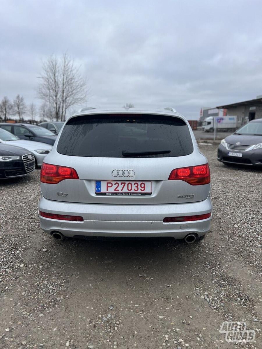 Pelēks Audi Q7 2008 Kretinga, ar dzinēja tilpumu 3.00 L un nobraukumu 264 tūkst. km par 5500 €, foto 6 vietnē AUTOMOTO.COM.LV