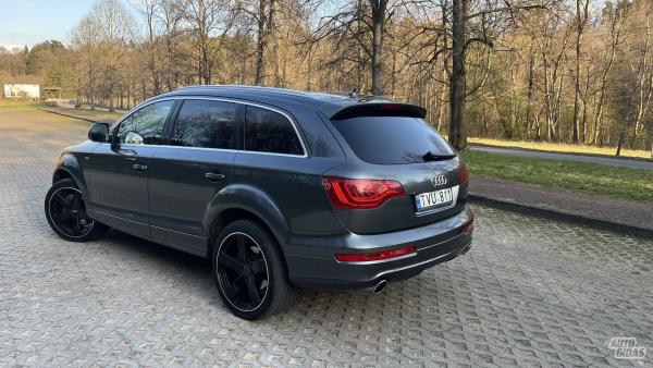 Pelēks Audi Q7 2008 Viļņa, ar dzinēja tilpumu 3.00 L un nobraukumu 335 tūkst. km par 7590 €, foto 4 vietnē AUTOMOTO.COM.LV