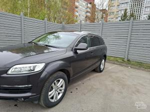 Grey Audi Q7 2008 in Klaipeda, with an engine capacity of 3.00 L and mileage of 295 thousand km for 6500 €, photo 3 on AUTOMOTO.COM.LV