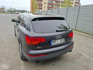 Grey Audi Q7 2008 in Klaipeda, with an engine capacity of 3.00 L and mileage of 295 thousand km for 6500 €, photo 6 on AUTOMOTO.COM.LV