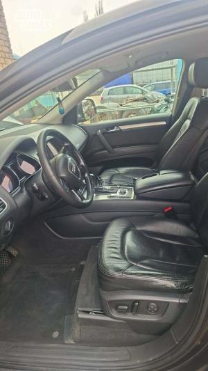 Grey Audi Q7 2008 in Klaipeda, with an engine capacity of 3.00 L and mileage of 295 thousand km for 6500 €, photo 7 on AUTOMOTO.COM.LV