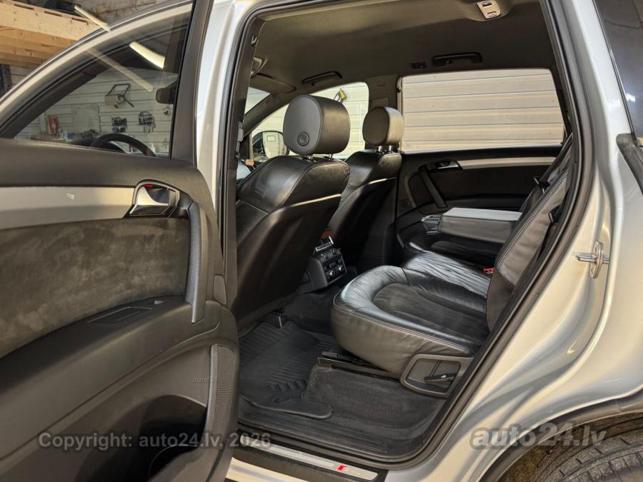 Pelēks Audi Q7 2008 Tallina, ar dzinēja tilpumu 3.00 L un nobraukumu 297 tūkst. km par 8900 €, foto 10 vietnē AUTOMOTO.COM.LV