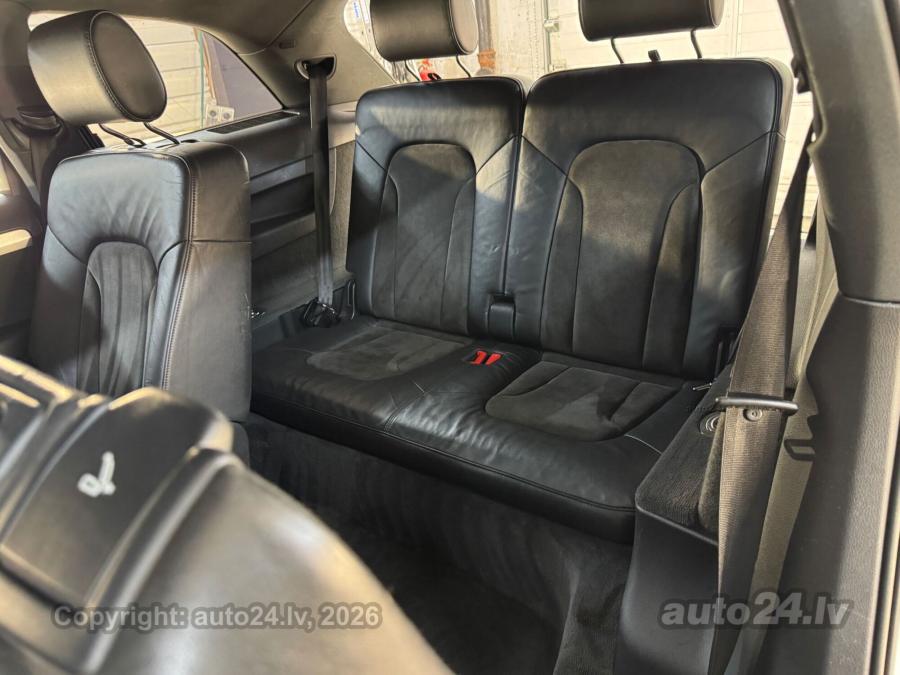 Pelēks Audi Q7 2008 Tallina, ar dzinēja tilpumu 3.00 L un nobraukumu 297 tūkst. km par 8900 €, foto 11 vietnē AUTOMOTO.COM.LV