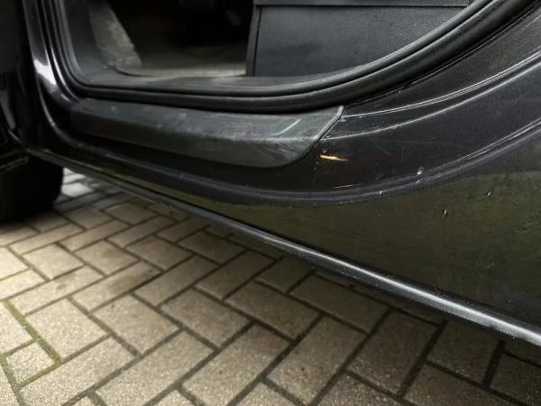 Grey Audi Q7 2008 in Riga, with an engine capacity of 3.00 L and mileage of 268 thousand km for 5990 €, photo 9 on AUTOMOTO.COM.LV