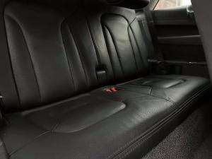 Grey Audi Q7 2008 in Riga, with an engine capacity of 3.00 L and mileage of 268 thousand km for 5990 €, photo 19 on AUTOMOTO.COM.LV