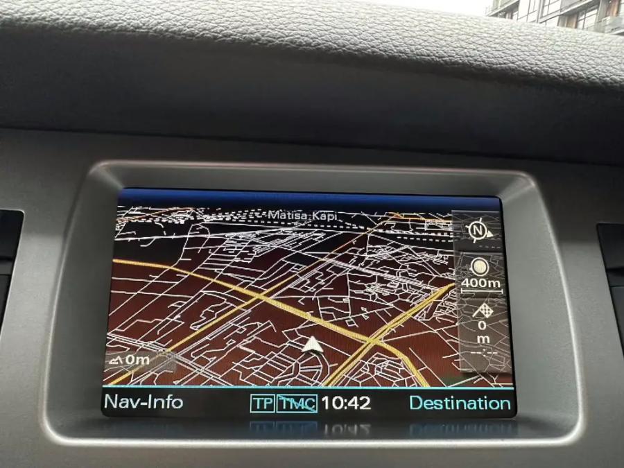 Grey Audi Q7 2008 in Riga, with an engine capacity of 3.00 L and mileage of 268 thousand km for 5990 €, photo 23 on AUTOMOTO.COM.LV