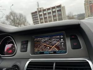 Grey Audi Q7 2008 in Riga, with an engine capacity of 3.00 L and mileage of 268 thousand km for 5990 €, photo 24 on AUTOMOTO.COM.LV