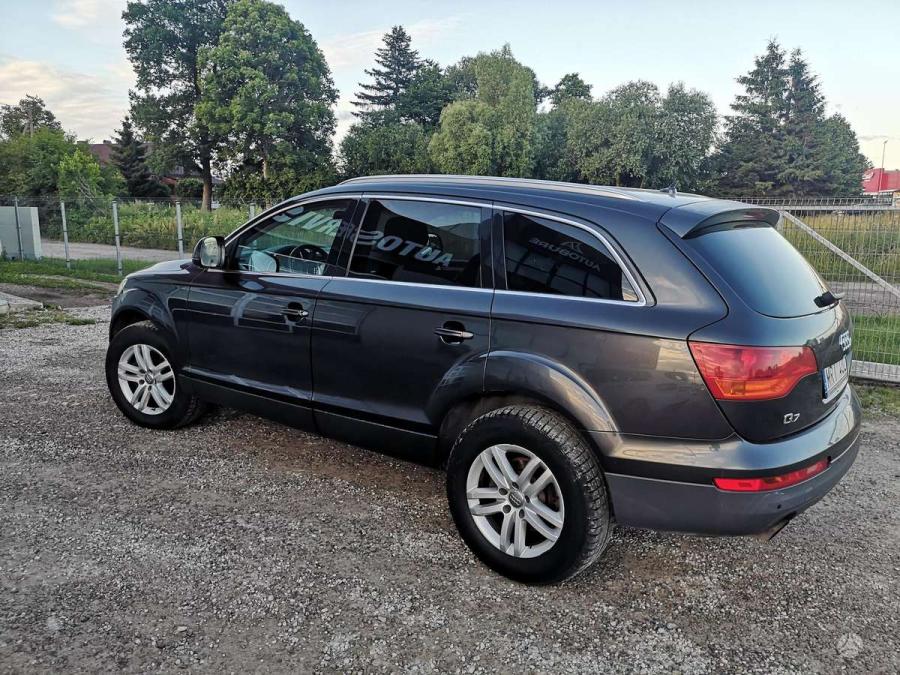 Grey Audi Q7 2008 in Klaipeda, with an engine capacity of 3.00 L and mileage of 285 thousand km for 6500 €, photo 6 on AUTOMOTO.COM.LV