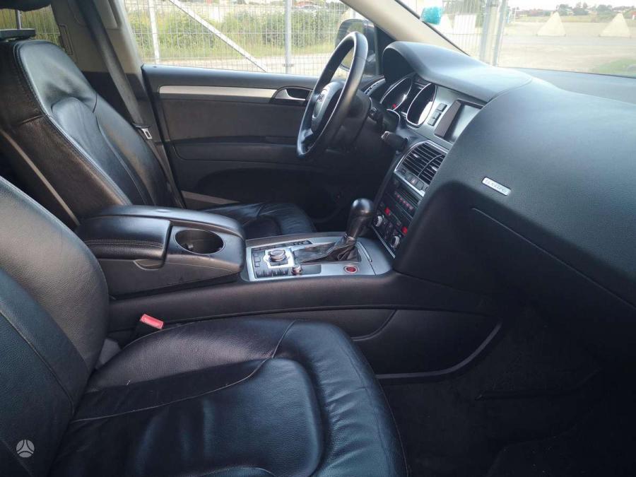 Grey Audi Q7 2008 in Klaipeda, with an engine capacity of 3.00 L and mileage of 285 thousand km for 6500 €, photo 14 on AUTOMOTO.COM.LV