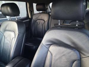 Grey Audi Q7 2008 in Klaipeda, with an engine capacity of 3.00 L and mileage of 285 thousand km for 6500 €, photo 17 on AUTOMOTO.COM.LV