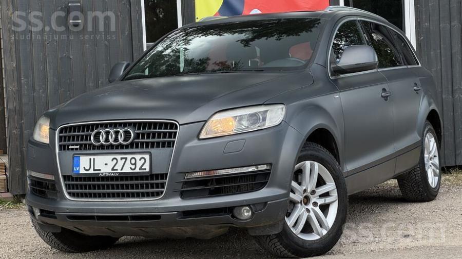 Pelēks Audi Q7 2008 Rīga, ar dzinēja tilpumu 3.00 L un nobraukumu 0 tūkst. km par 3200 €, foto 1 vietnē AUTOMOTO.COM.LV