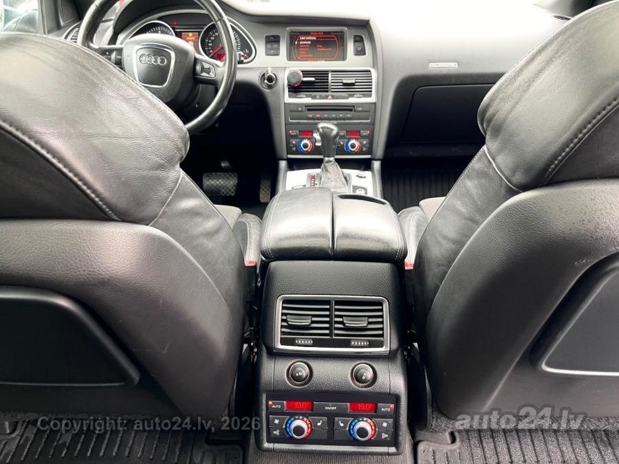 Grey Audi Q7 2008 in Tartu, with an engine capacity of 3.00 L and mileage of 0 thousand km for 5499 €, photo 12 on AUTOMOTO.COM.LV