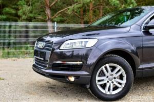 Grey Audi Q7 2008 in Kretinga, with an engine capacity of 3.00 L and mileage of 298 thousand km for 6450 €, photo 3 on AUTOMOTO.COM.LV