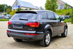 Grey Audi Q7 2008 in Kretinga, with an engine capacity of 3.00 L and mileage of 298 thousand km for 6450 €, photo 6 on AUTOMOTO.COM.LV
