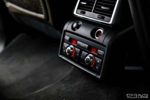 Grey Audi Q7 2008 in Kretinga, with an engine capacity of 3.00 L and mileage of 298 thousand km for 6450 €, photo 12 on AUTOMOTO.COM.LV