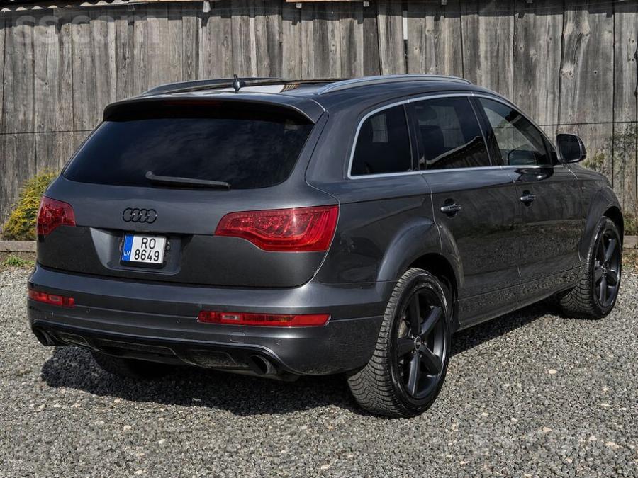 Grey Audi Q7 2008 in Riga, with an engine capacity of 3.00 L and mileage of 306 thousand km for 6850 €, photo 6 on AUTOMOTO.COM.LV