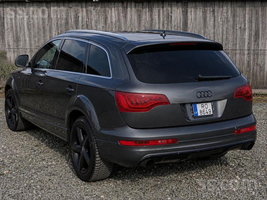 Grey Audi Q7 2008 in Riga, with an engine capacity of 3.00 L and mileage of 306 thousand km for 6850 €, photo 7 on AUTOMOTO.COM.LV