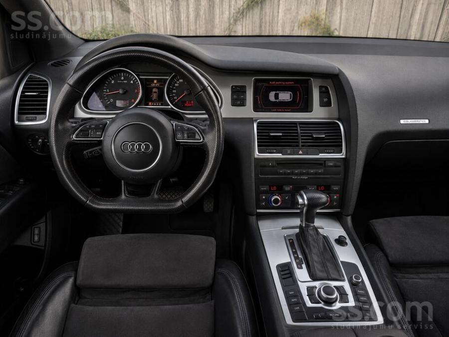 Grey Audi Q7 2008 in Riga, with an engine capacity of 3.00 L and mileage of 306 thousand km for 6850 €, photo 8 on AUTOMOTO.COM.LV