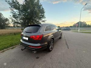 Grey Audi Q7 2008 in Vilnius, with an engine capacity of 2.97 L and mileage of 369 thousand km for 5500 €, photo 8 on AUTOMOTO.COM.LV