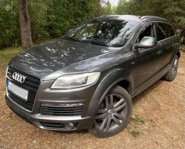 Audi Q7 2008 Viļņa vietnē Pelēks Audi Q7 2008 Viļņa, ar dzinēja tilpumu 2.97 L un nobraukumu 364 tūkst. km par 4699 €, foto 1 vietnē AUTOMOTO.COM.LV