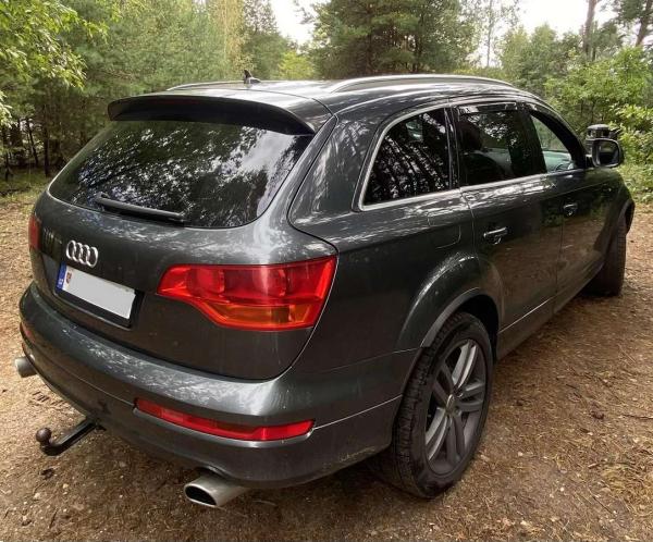 Audi Q7 2008 Viļņa vietnē Pelēks Audi Q7 2008 Viļņa, ar dzinēja tilpumu 2.97 L un nobraukumu 364 tūkst. km par 4699 €, foto 5 vietnē AUTOMOTO.COM.LV