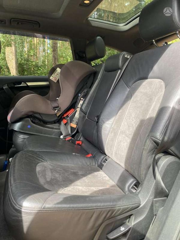Audi Q7 2008 Viļņa vietnē Pelēks Audi Q7 2008 Viļņa, ar dzinēja tilpumu 2.97 L un nobraukumu 364 tūkst. km par 4699 €, foto 11 vietnē AUTOMOTO.COM.LV