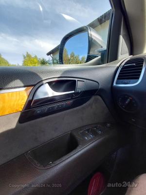 Pelēks Audi Q7 2008 Pērnava, ar dzinēja tilpumu 3.00 L un nobraukumu 350 tūkst. km par 1 €, foto 13 vietnē AUTOMOTO.COM.LV