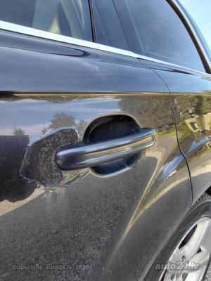Pelēks Audi Q7 2008 Pērnava, ar dzinēja tilpumu 3.00 L un nobraukumu 350 tūkst. km par 1 €, foto 16 vietnē AUTOMOTO.COM.LV