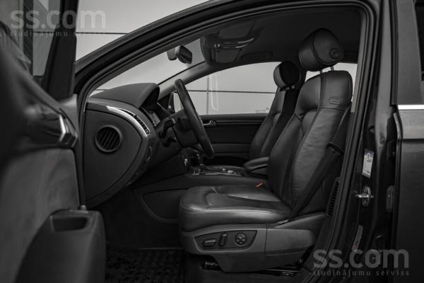 Grey Audi Q7 2008 in Riga, with an engine capacity of 3.60 L and mileage of 322 thousand km for 4950 €, photo 10 on AUTOMOTO.COM.LV