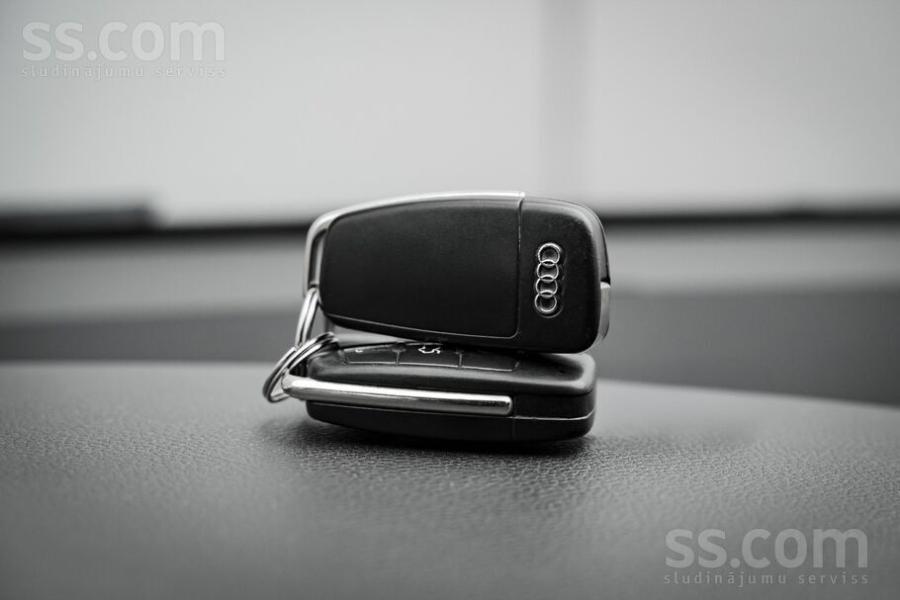 Серый Ауди Ку 7 2008 в Рига, объемом двигателя 3.60 л и пробегом 322 тыс. км за 4950 €, фото 29 на AUTOMOTO.COM.LV