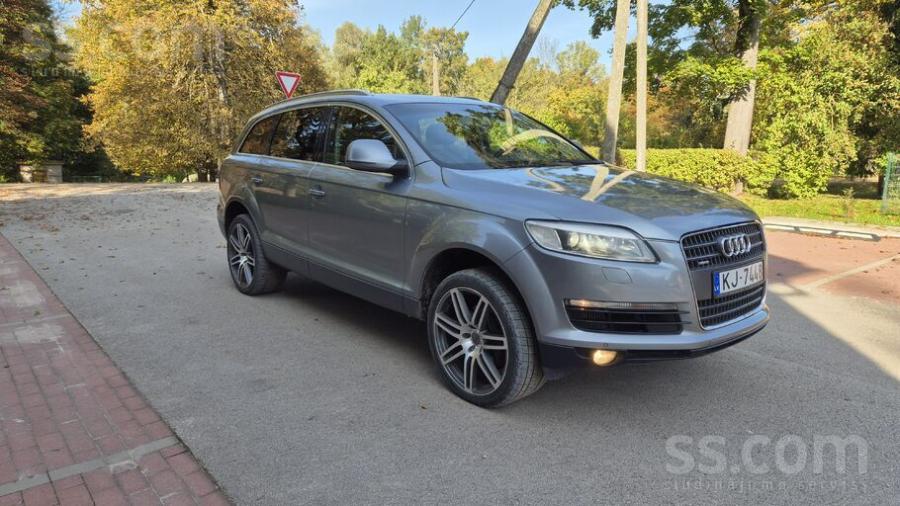 Pelēks Audi Q7 2008 Jēkabpils, ar dzinēja tilpumu 3.00 L un nobraukumu 439 tūkst. km par 4300 €, foto 4 vietnē AUTOMOTO.COM.LV