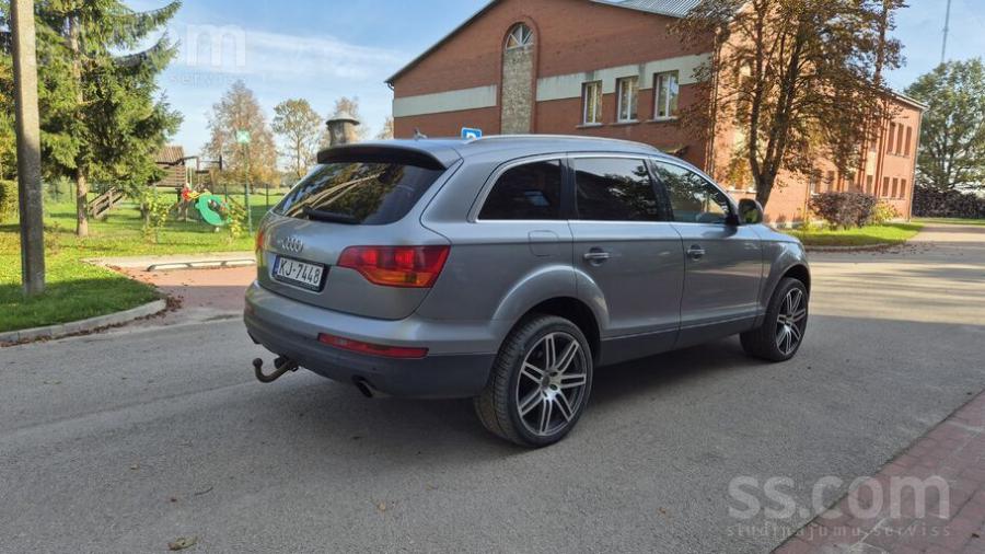 Pelēks Audi Q7 2008 Jēkabpils, ar dzinēja tilpumu 3.00 L un nobraukumu 439 tūkst. km par 4300 €, foto 6 vietnē AUTOMOTO.COM.LV
