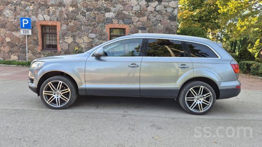 Pelēks Audi Q7 2008 Jēkabpils, ar dzinēja tilpumu 3.00 L un nobraukumu 439 tūkst. km par 4300 €, foto 9 vietnē AUTOMOTO.COM.LV