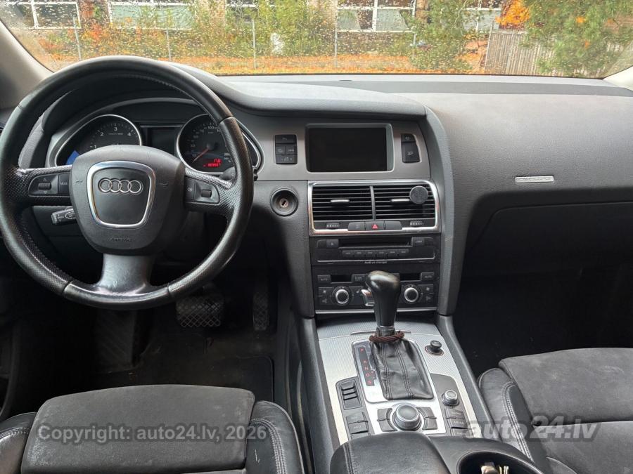 Серый Ауди Ку 7 2008 в Тарту, объемом двигателя 0.00 л и пробегом 323 тыс. км за 4990 €, фото 8 на AUTOMOTO.COM.LV