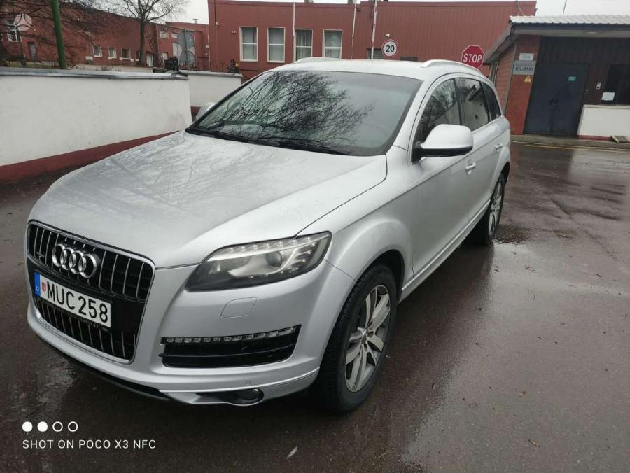 Grey Audi Q7 2009 in Vilnius, with an engine capacity of 3.00 L and mileage of 350 thousand km for 9000 €, photo 1 on AUTOMOTO.COM.LV