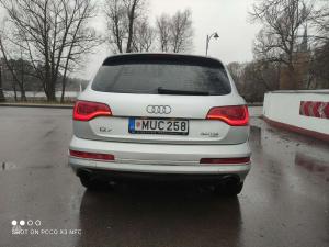 Grey Audi Q7 2009 in Vilnius, with an engine capacity of 3.00 L and mileage of 350 thousand km for 9000 €, photo 3 on AUTOMOTO.COM.LV